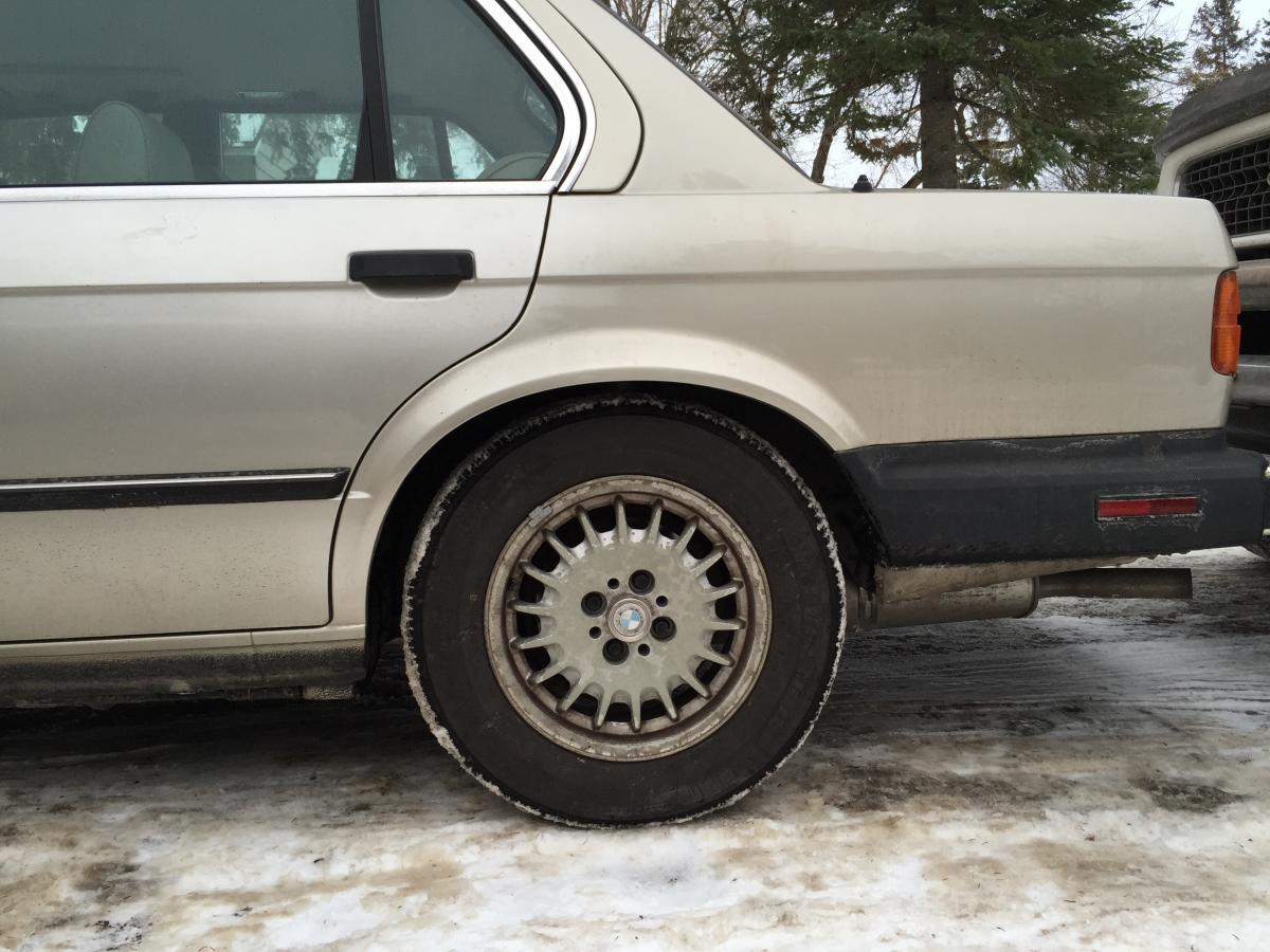 17" wheel fitment on a E30 - BMW Discussion - WI BIMMERS - Wisconsin's ...